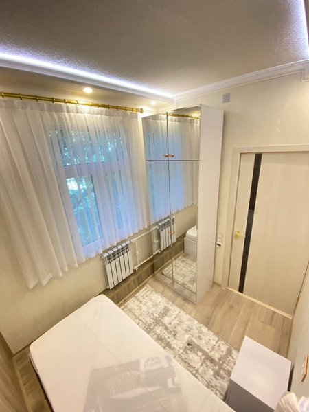 Мирзо Улугбек метро 3в4/4/4 700 ye