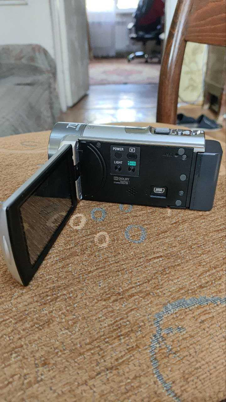 Продается видеокамера SONY