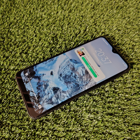 Redmi 8 sotiladi