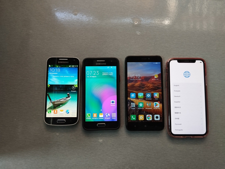 Galaxy S4 Mini Dual Sim Imei Dan Otgan Sotiladi