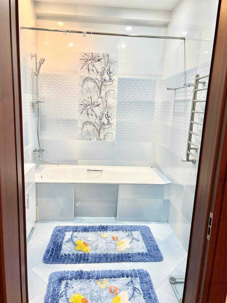 ул.Нукус ГорГАИ Глинка новостройка 2-комн 7/9 92 м² евроремонт меб/тех