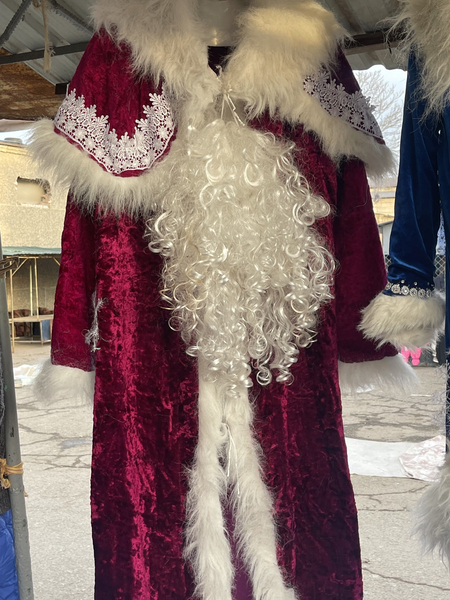 Костюмы новогодние