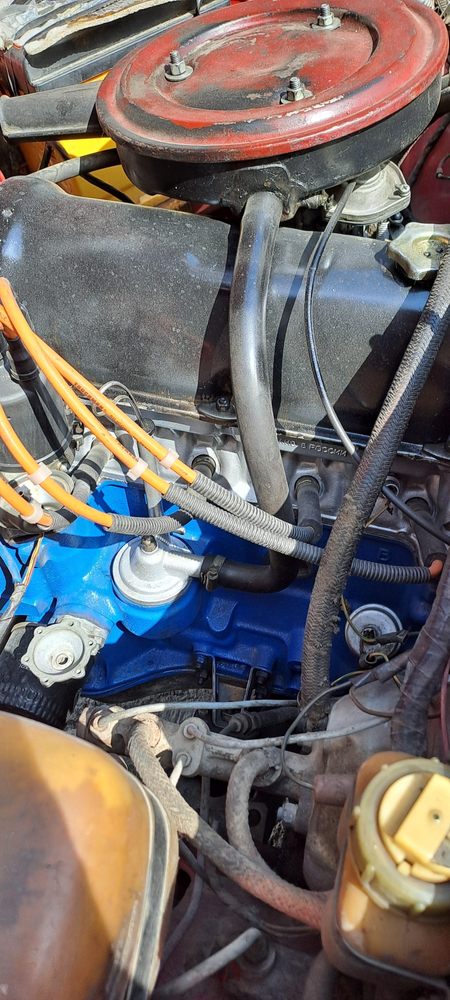 Sotiladi vaz 2106