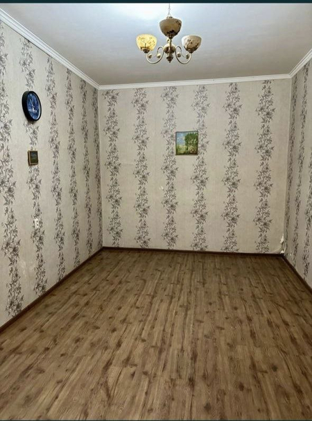 Продаётся домик 2 комнаты. Общий двор. Миробадский район