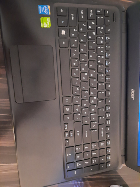 Acer noutbuk sotiladi
