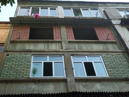 Balkonga g'isht teramiz