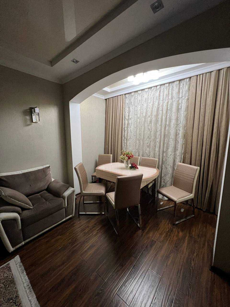 谷 123030 谷 Chilonzor tumanida kvartira sotiladi [70 м²]