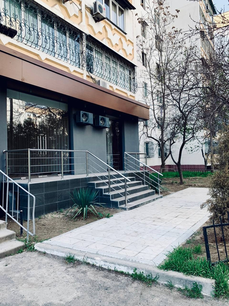 Продается ОФИС.   Юнусабад   метро. ШАХРИСТАН.