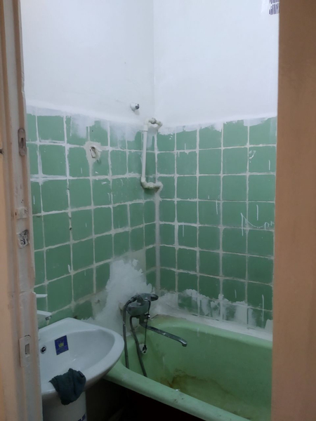 Юнсобод Квартира сотилади 55 КВ. 2 хона,4 кават,5 каватли дом