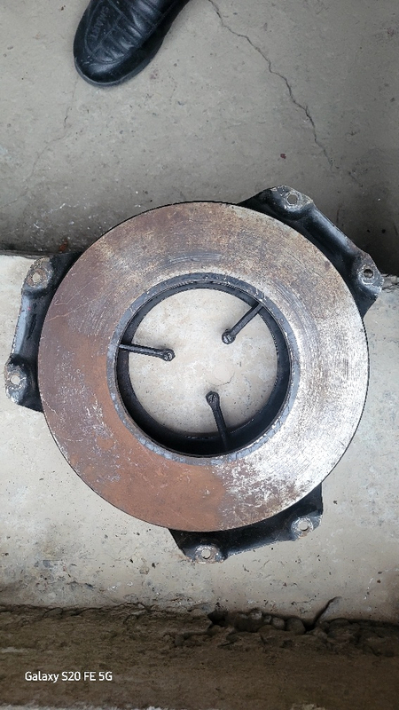 Gazon  gaz 52  savetniki  pachti yangi