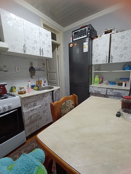 Продам квартиру 2х комнатную кирпичный доме на 1 этаже