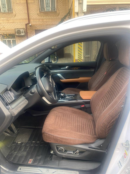 BYD Tang EV 2 wd 730 km