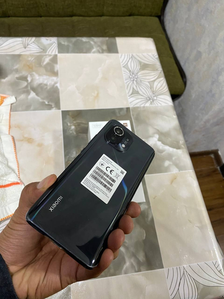 Xiaomi Mi 11 Flagman 8/128 ideal yengidey polniy full