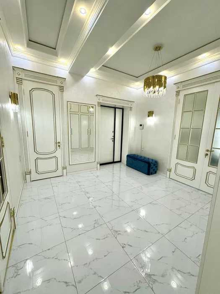 Сдаётся в аренду 3/5/8 “Новомосковская”Golden House  ID: 55204