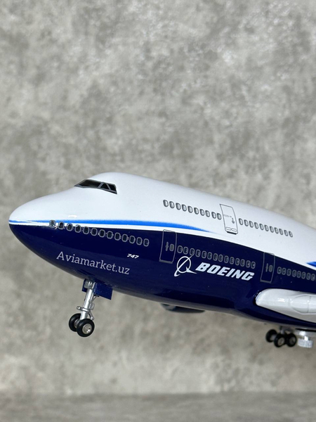 Самолет модель ( BOEING-747 с LED подсветкой ) подарок Авиатору