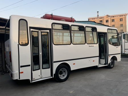 NP 40  2016 isuzu sotiladi