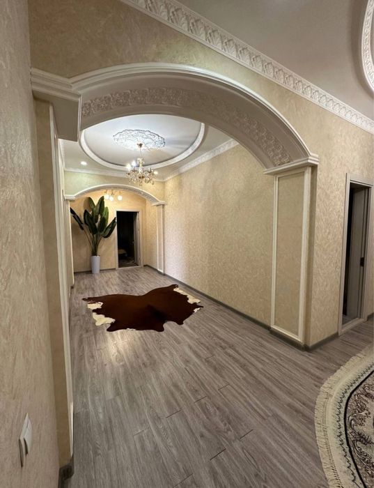 Аренда Паркентский 3/7/10 140м2