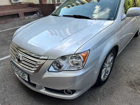 Продается Toyota AVALON