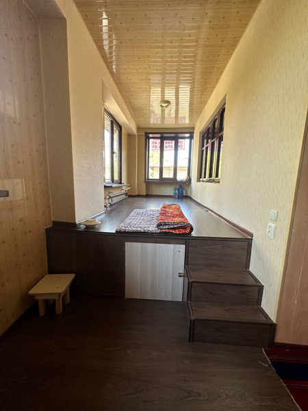 Продается 3х-комн квартира