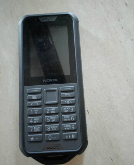 Nokia 800 tought (противоударный телефон)