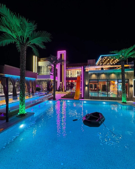 Dacha Bugatti villa 40 kishilik