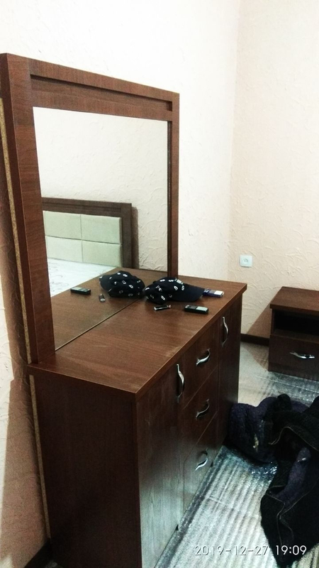 Uy sotiladi yengi xayot tumanidan 1 yarim kl