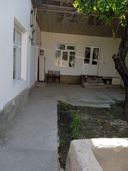 Uy hovli mayda sotiladi Samarkand shahar giyoliglar korgoni ayropot or