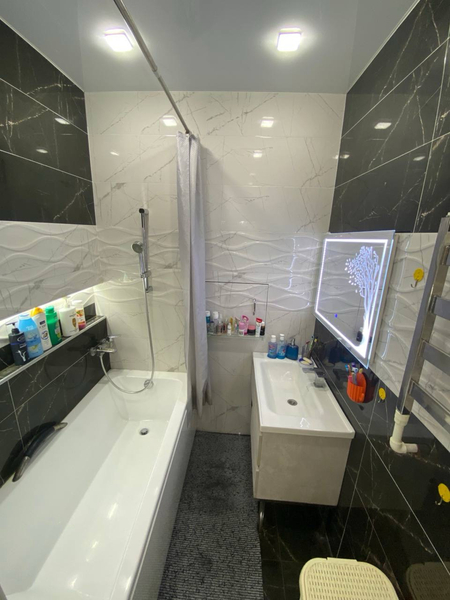 Продается 3 ком. Квартира площадью 104 кв.м. По ул. Амира Темура