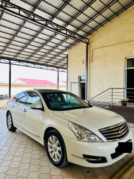 Nissan teana yahshi holatda