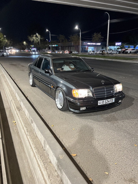Mercedes-benz W124 e320
