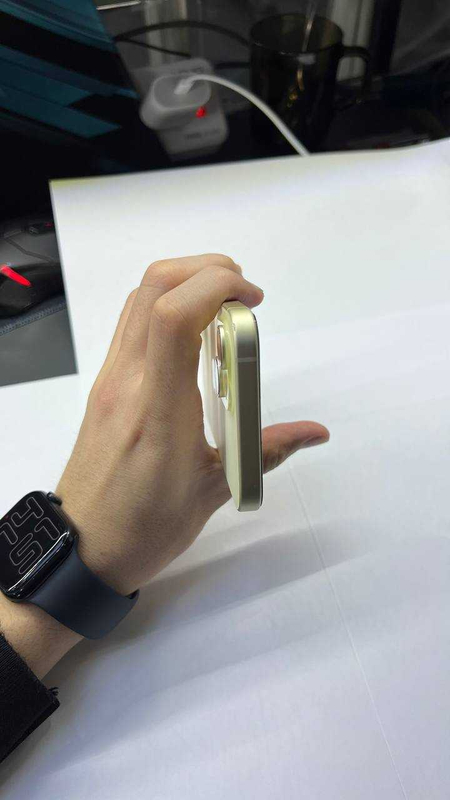 iPhone 15 256 GB