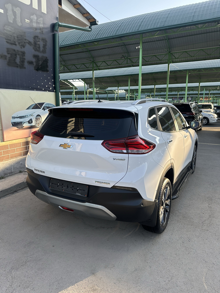 Tracker Premier 2023