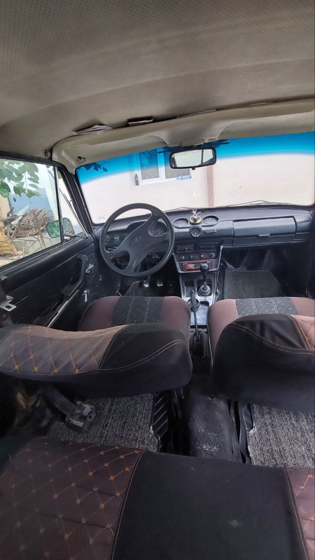 Vaz 2106 sotladi