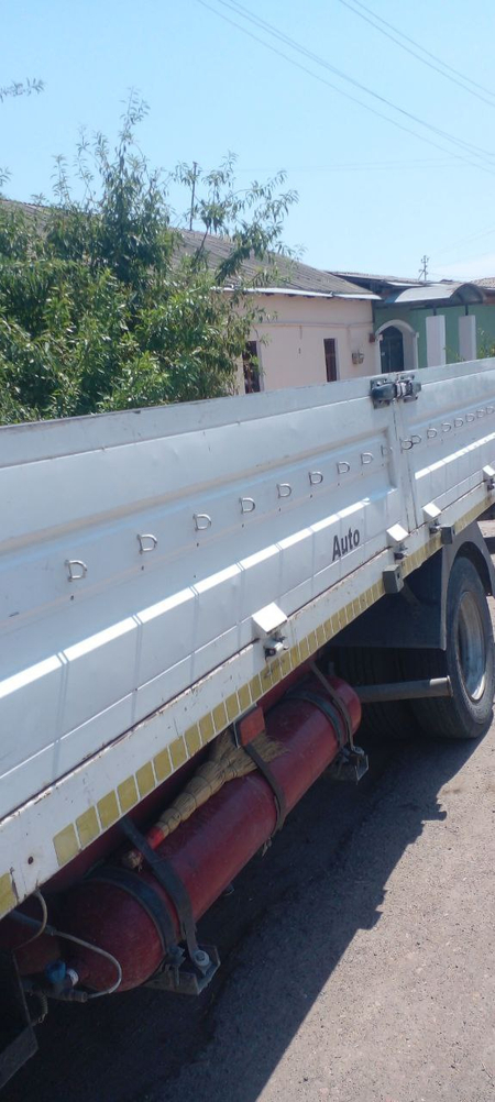 Isuzu bartavoy avtobusdan yasalgan