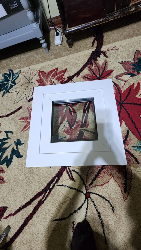 Продам форточку Akfa 46×46