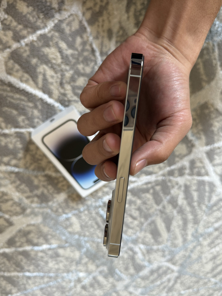Iphone 14 pro sim karta