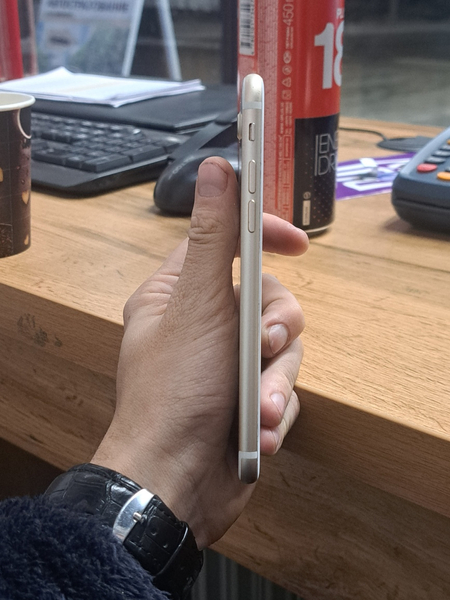 Apple 7 chotki sastayaiya
