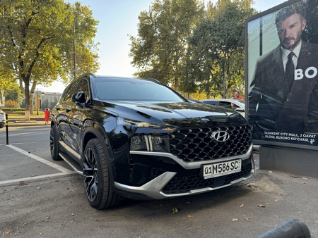Hyundai Santafe. Ideal holatda. 2021-yil 90 ming probeg. Polniy ful.
