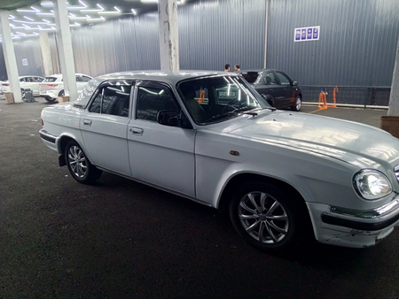 Gaz 31105 zmz mator injektr juda yaxshi holatda qarab haydalgan
