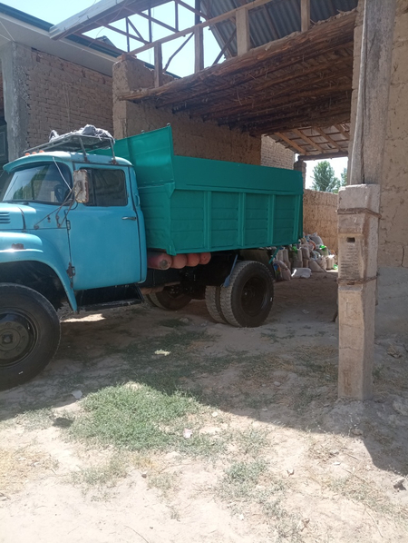 Zil 130 Xolati yaxshi 1987yil