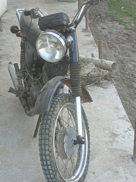 Minski motosikl    zoʻr