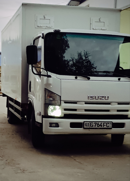 Isuzu senji sotiladi