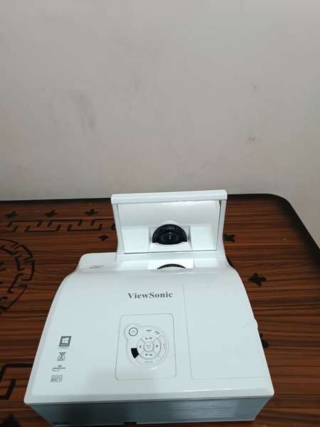 ViewSonic PJD8353s-2022 Proektor