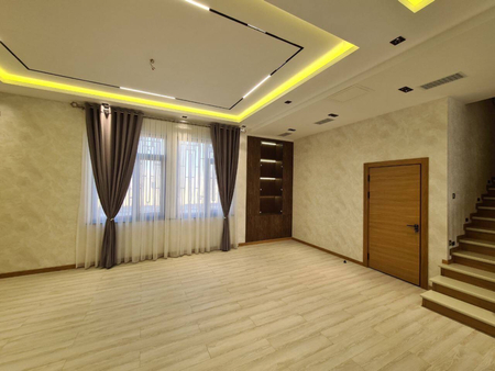 Продается Евро дом Ор-р: Амир Темур махалля 480 м2