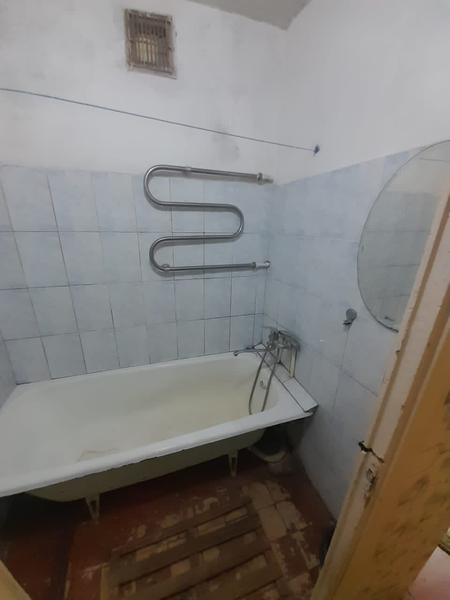 Ijaraga 1 xonali uy beriladi Qoyliq 6 dahada