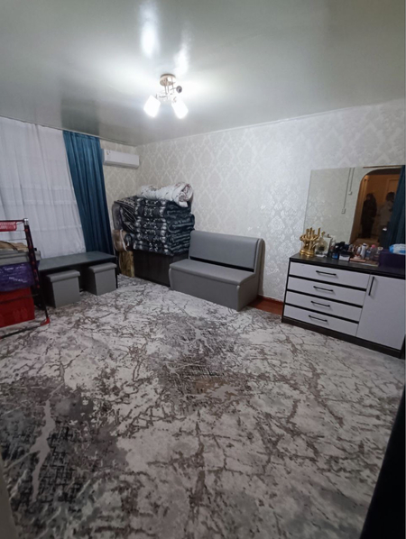 Спутник-9!Продается деревяшки с мебелю!