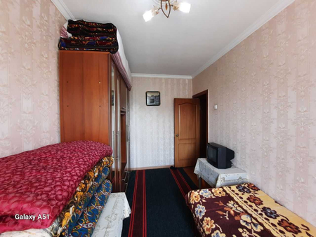 Срочно продается квартира 3/3/4 на М Улугбекском районе  (J3069)