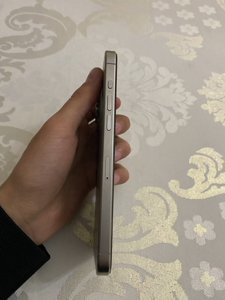 Iphone 15 pro max 98% sim