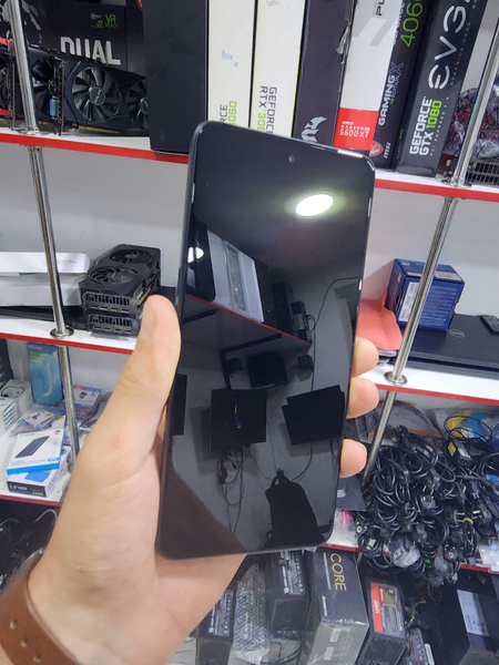 Oneplus n30 в отличном состоянии