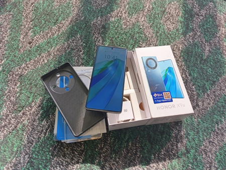 Honor x9a 5g ,android 13 ,8 ga 256 gb